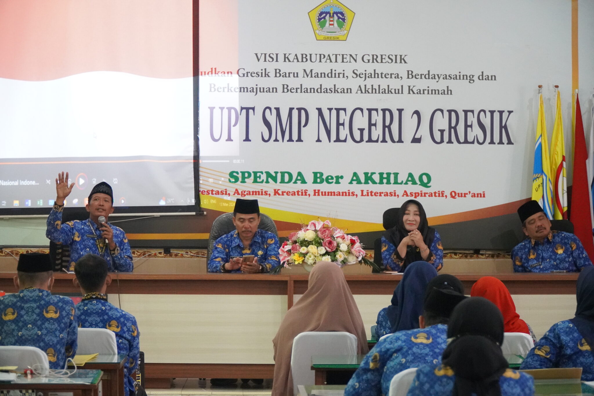 UPT SMP NEGERI 2 GRESIK – SPENDA BERAKHLAQ